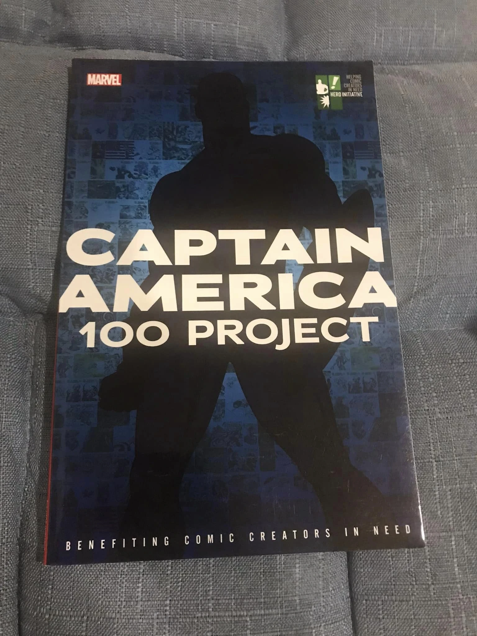 หนังสือมือหนึ่งลิขสิทธิ์แท้จาก marvel ฉบับรวม Captain America 100 ...